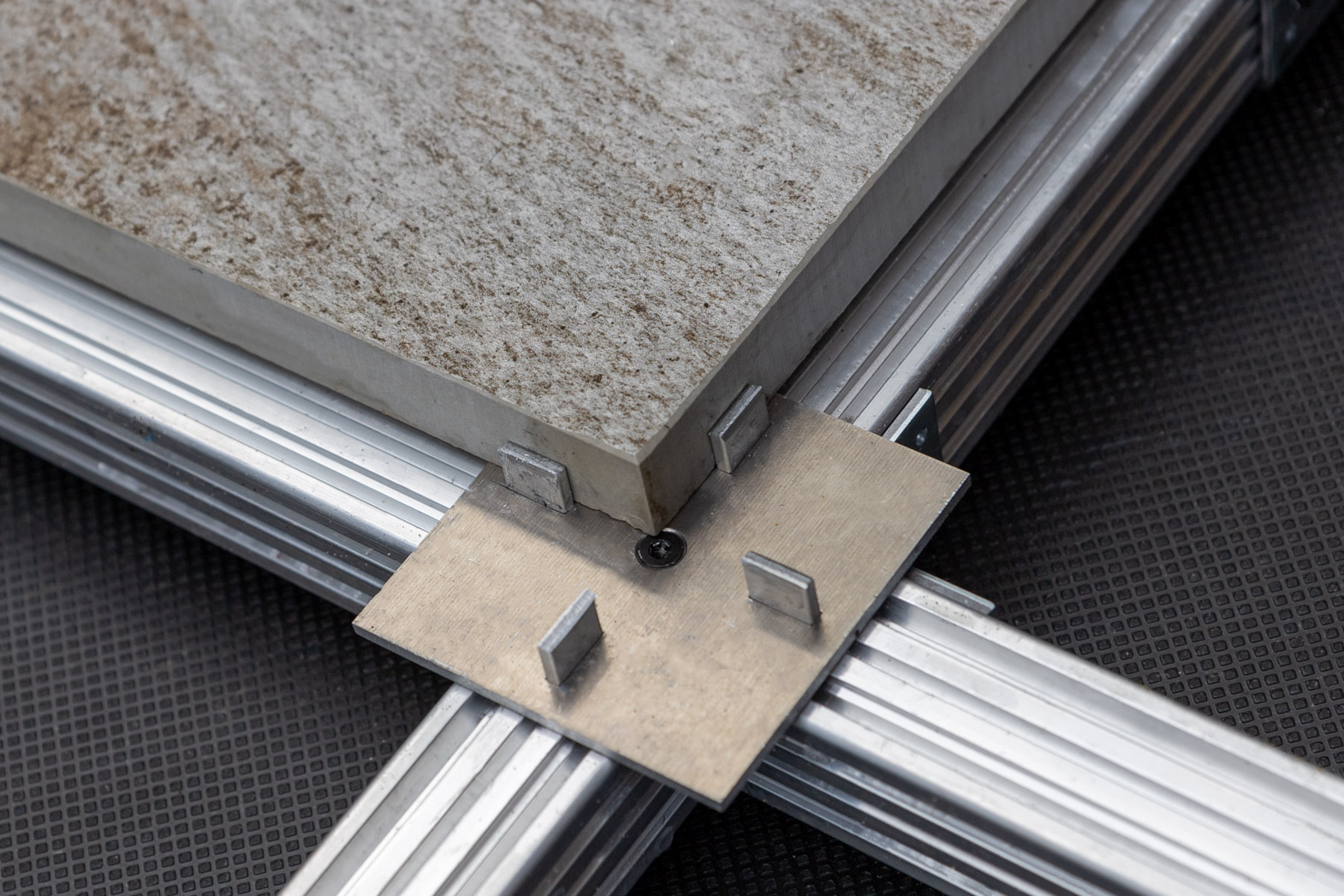 REIF DuraLink - Alfresco Floors